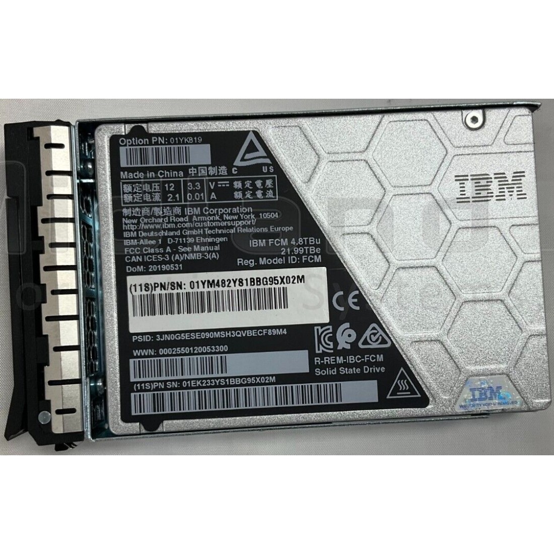 01YM582 IBM ADS1 4.8TB 2.5 NVMe Flash Core Module